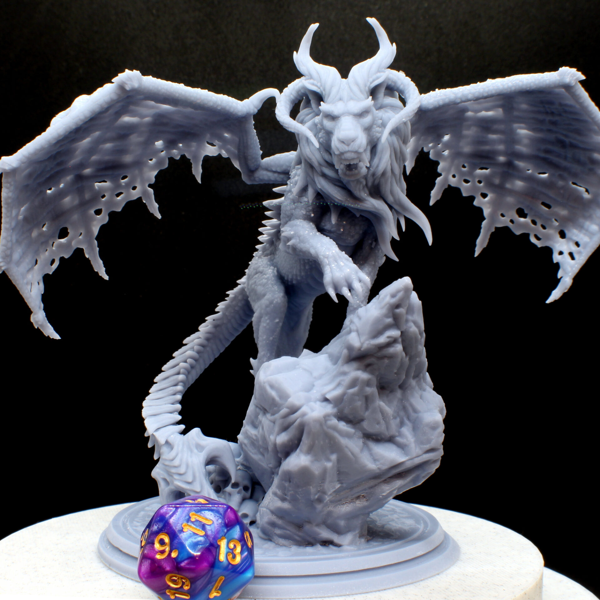 Huge Manticore - Simons Magic Shoppe