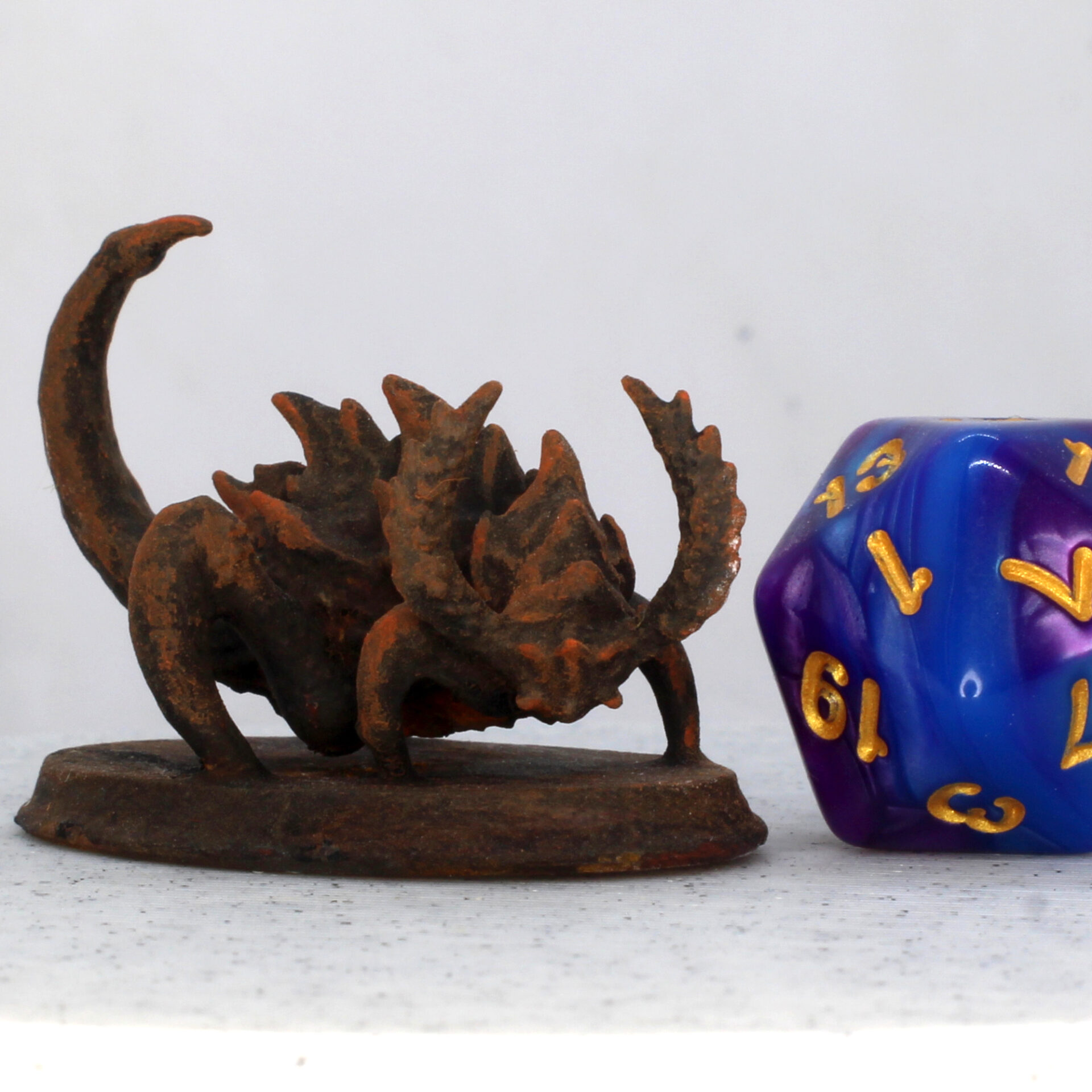 Rust Monster Miniature - Simons Magic Shoppe