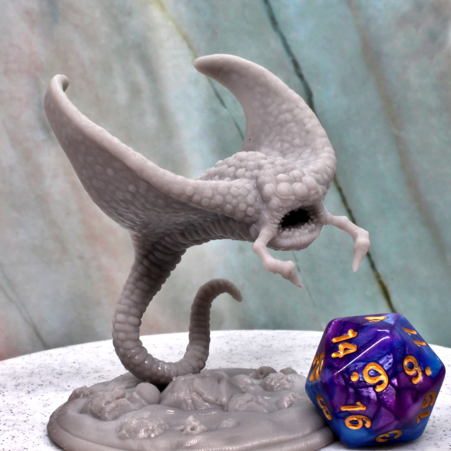 Cloaker Miniature - Simons Magic Shoppe